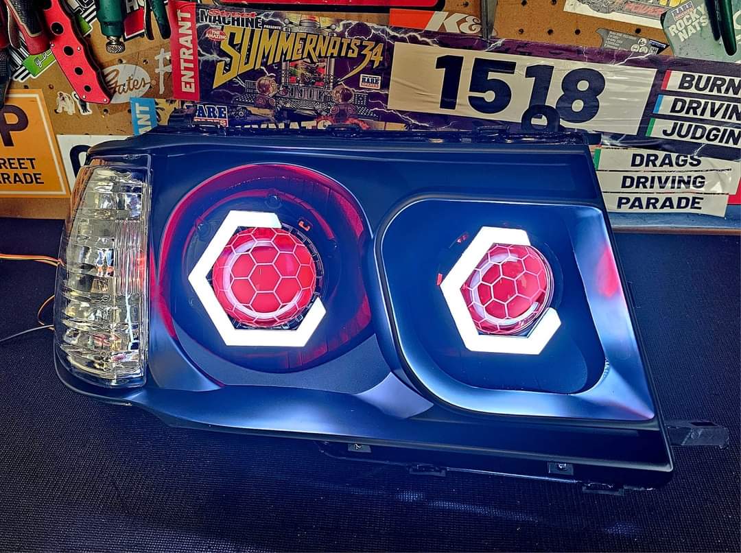 Toyota Landcruiser 100/105 Series – Aurora Custom Headlights